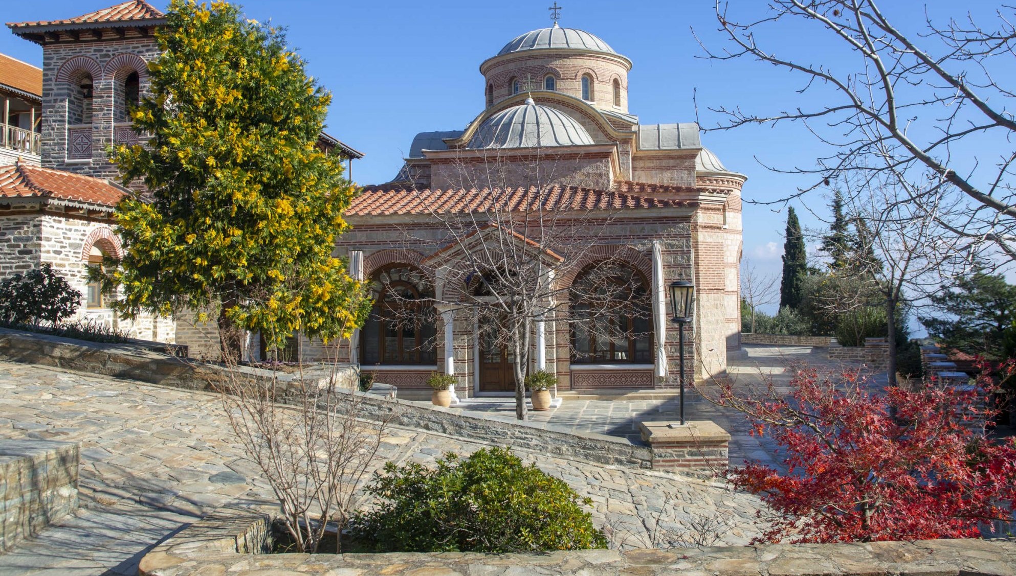 Άγιον Όρος Ιερό κελί Μπουραζέρι εορτάζει του Άγίου Νικολάου | Athos Tours